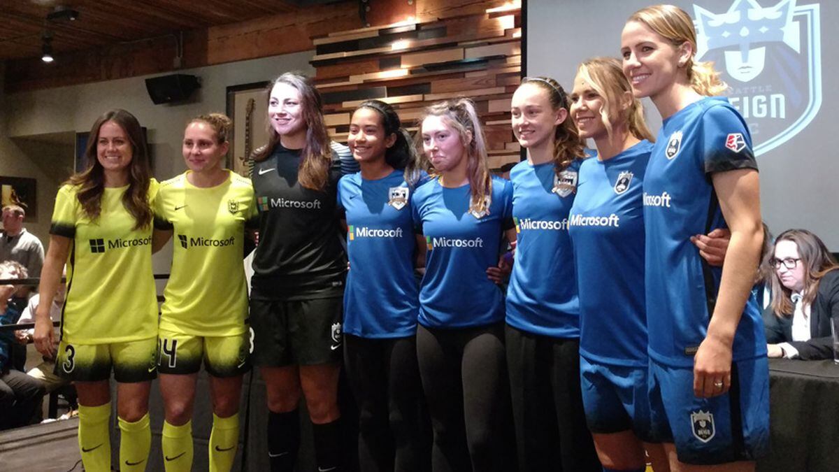 Seattle Reign unveils new uniforms